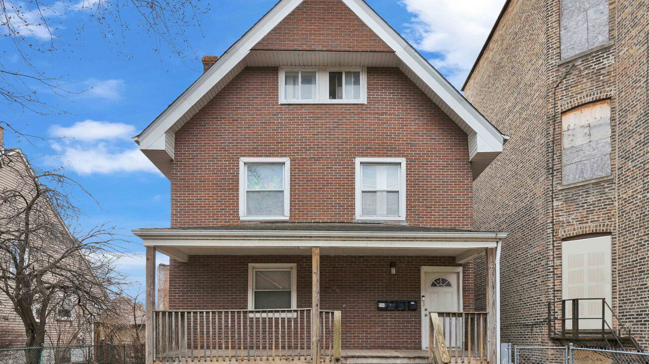 1533 E 65th Place, Chicago, IL 60637 | Crexi.com