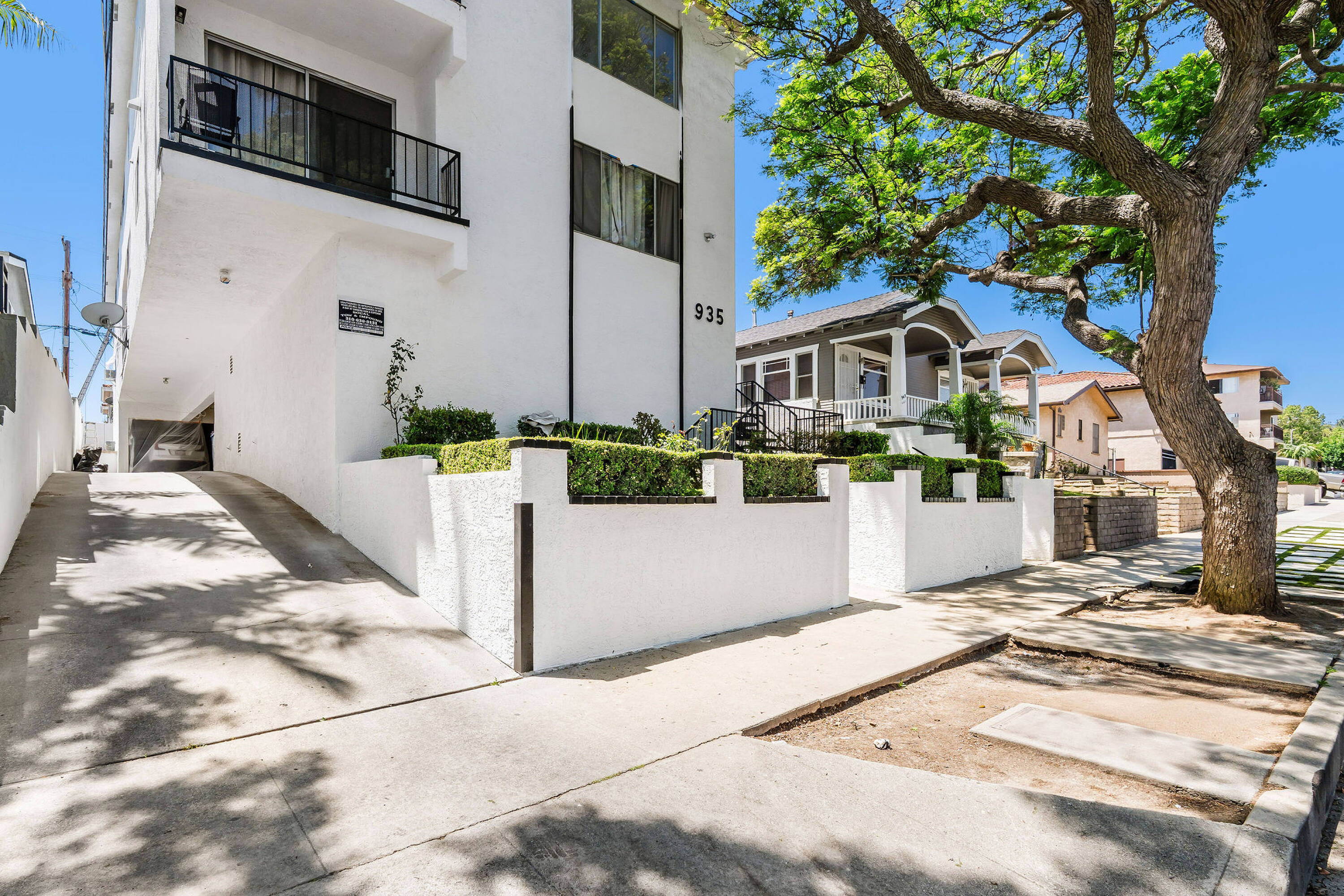 935 W 10th St, Los Angeles, CA 90731 | Crexi.com