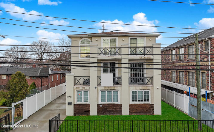 2981 Hylan Boulevard, Staten Island, NY 10306 | Crexi.com