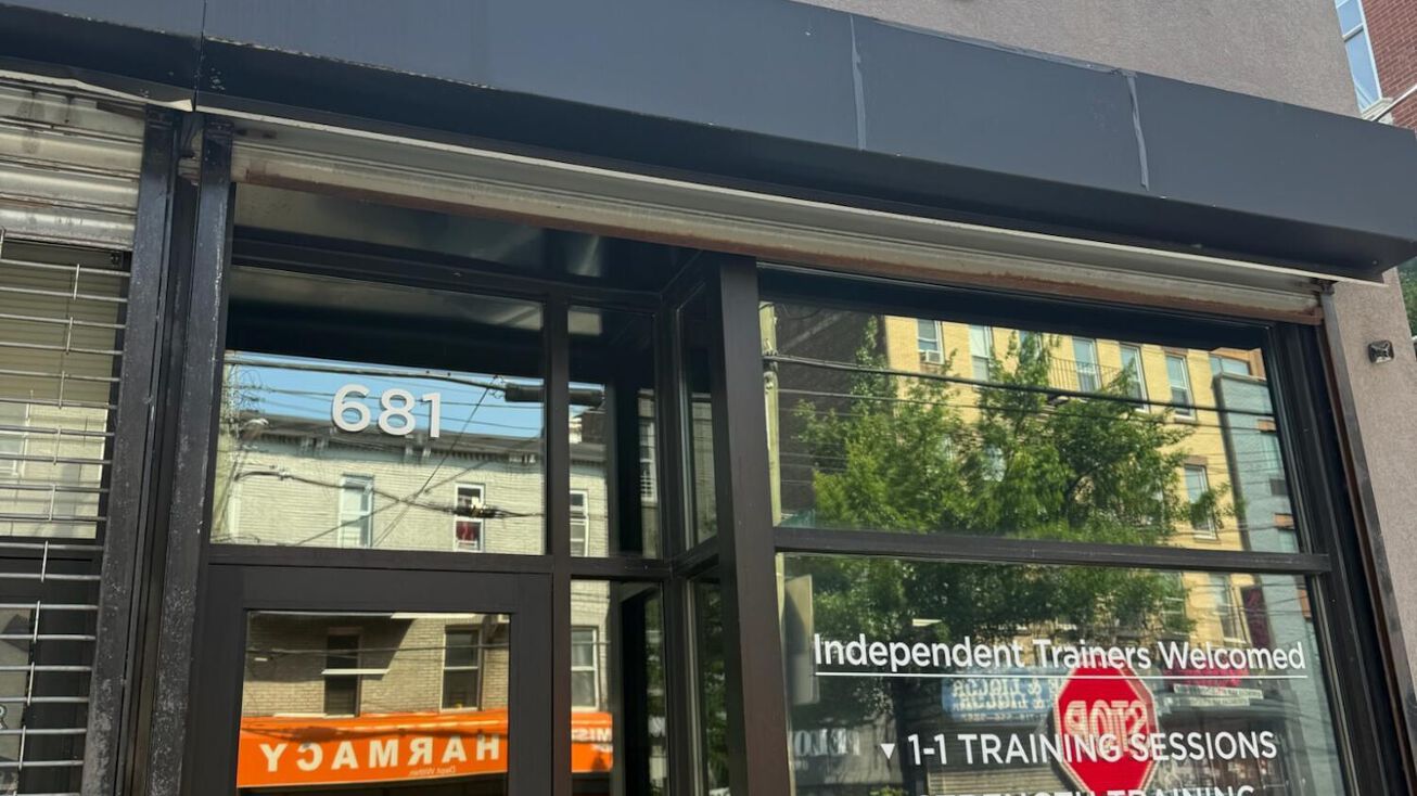 681 Bay Street, Staten Island, NY 10304 | Crexi.com