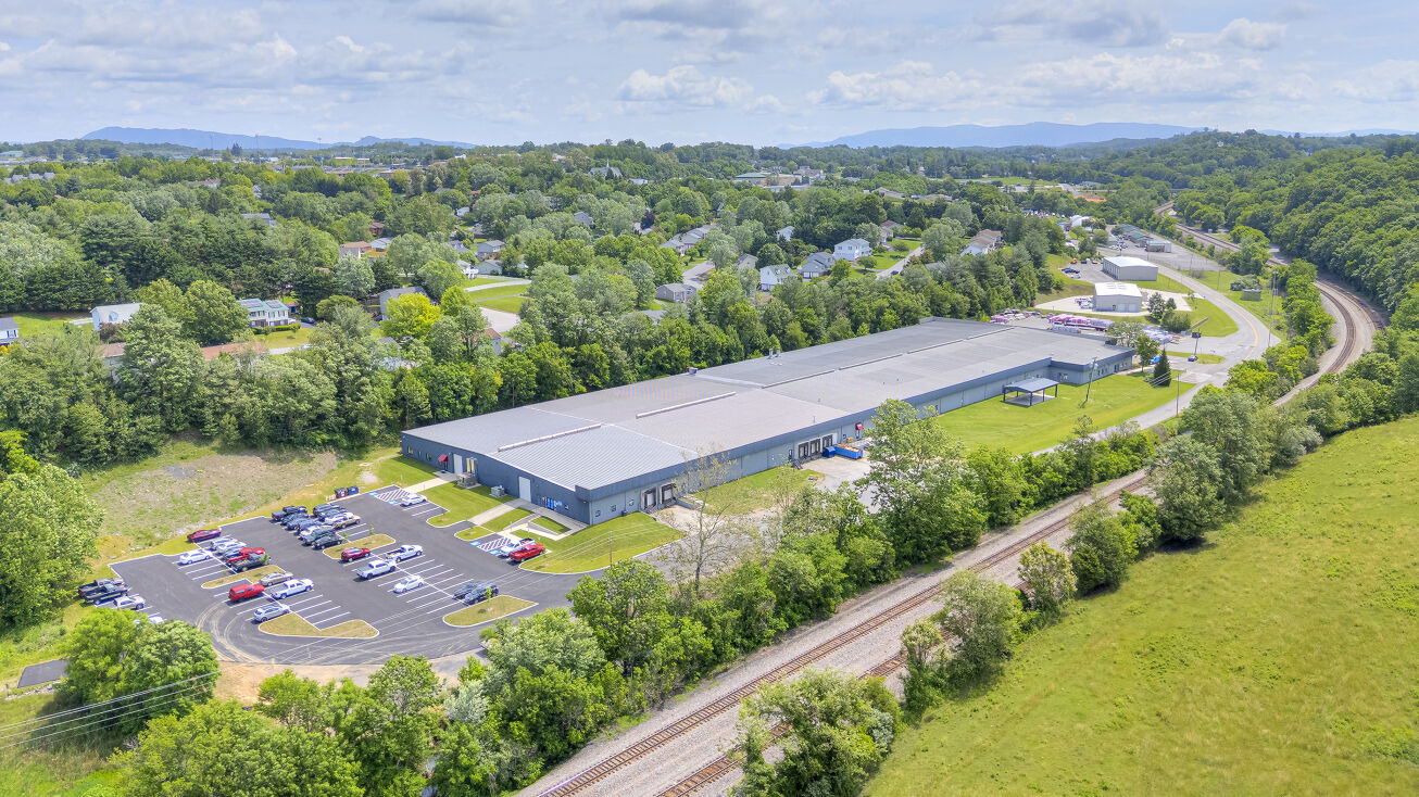 680 Scattergood Dr NW, Christiansburg, VA 24073 | Crexi.com