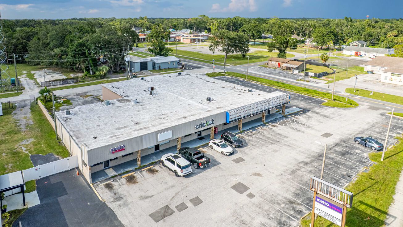 402 E Baker St, Plant City, FL 33563 | Crexi.com
