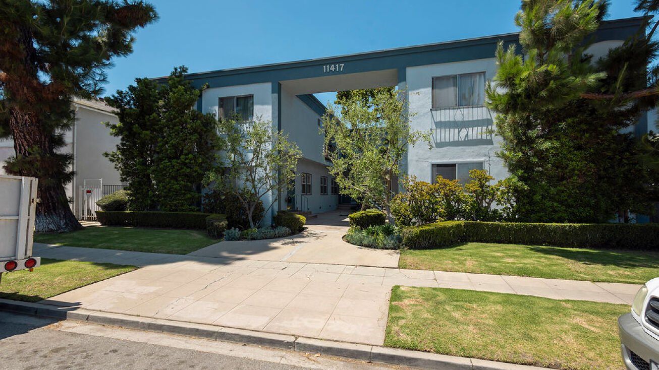 11417 Washington Pl, Los Angeles, CA 90066 | Crexi.com