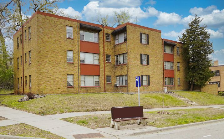 235 Exeter Pl, Saint Paul, MN 55104 | Crexi.com