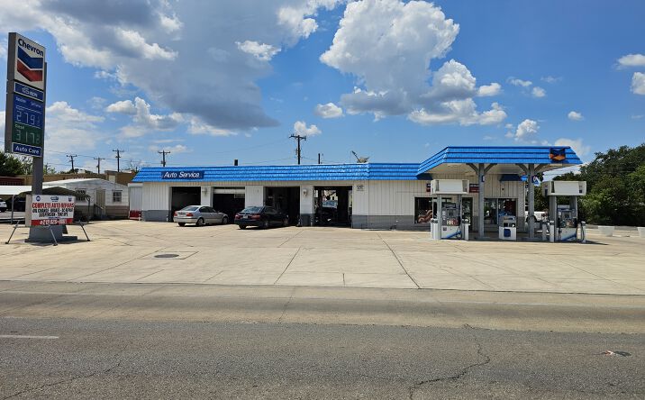 1118 Harry Wurzbach Rd., SAN ANTONIO, TX 78209 | Crexi.com