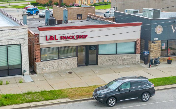 460 E Northwest Highway, Des Plaines, IL 60016 | Crexi.com