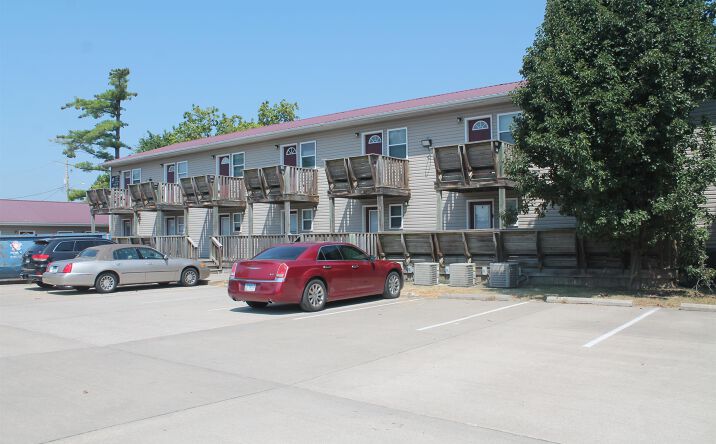 405-411 E Mill St, Carbondale, IL 62901 | Crexi.com