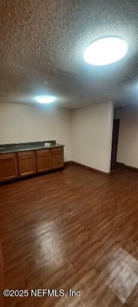 5475 SOUTEL DR Jacksonville FL 32219-3464 APN: 041730 0000 | Crexi.com