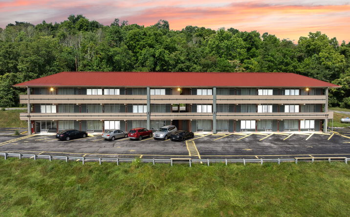 929 N Main St, London, KY 40741 | Crexi.com