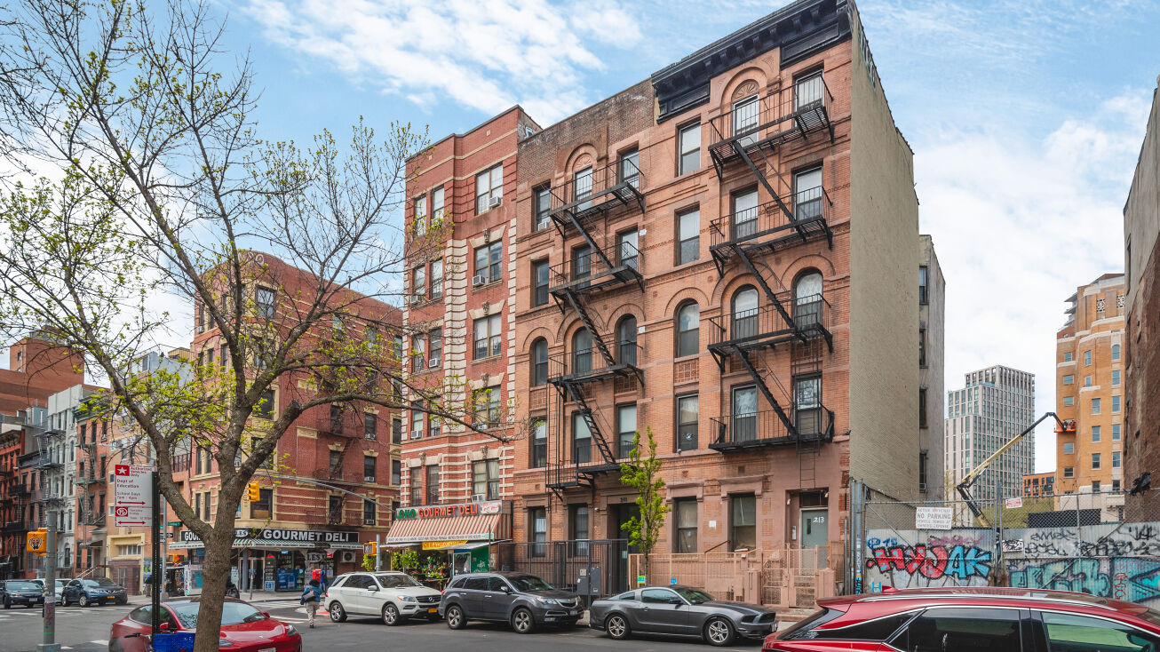 211 Henry St, New York, NY 10002 | Crexi.com
