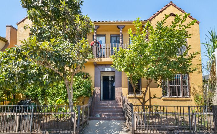 2717 S Budlong Ave, Los Angeles, CA 90007 | Crexi.com