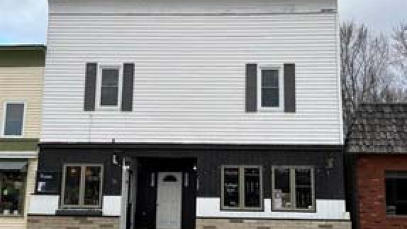 137-147 Main St N, Amherst, WI 54406 | Crexi.com