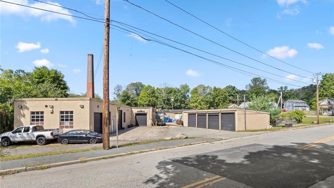 80 Jackson Flat Road, Scituate, RI 02831 | Crexi.com