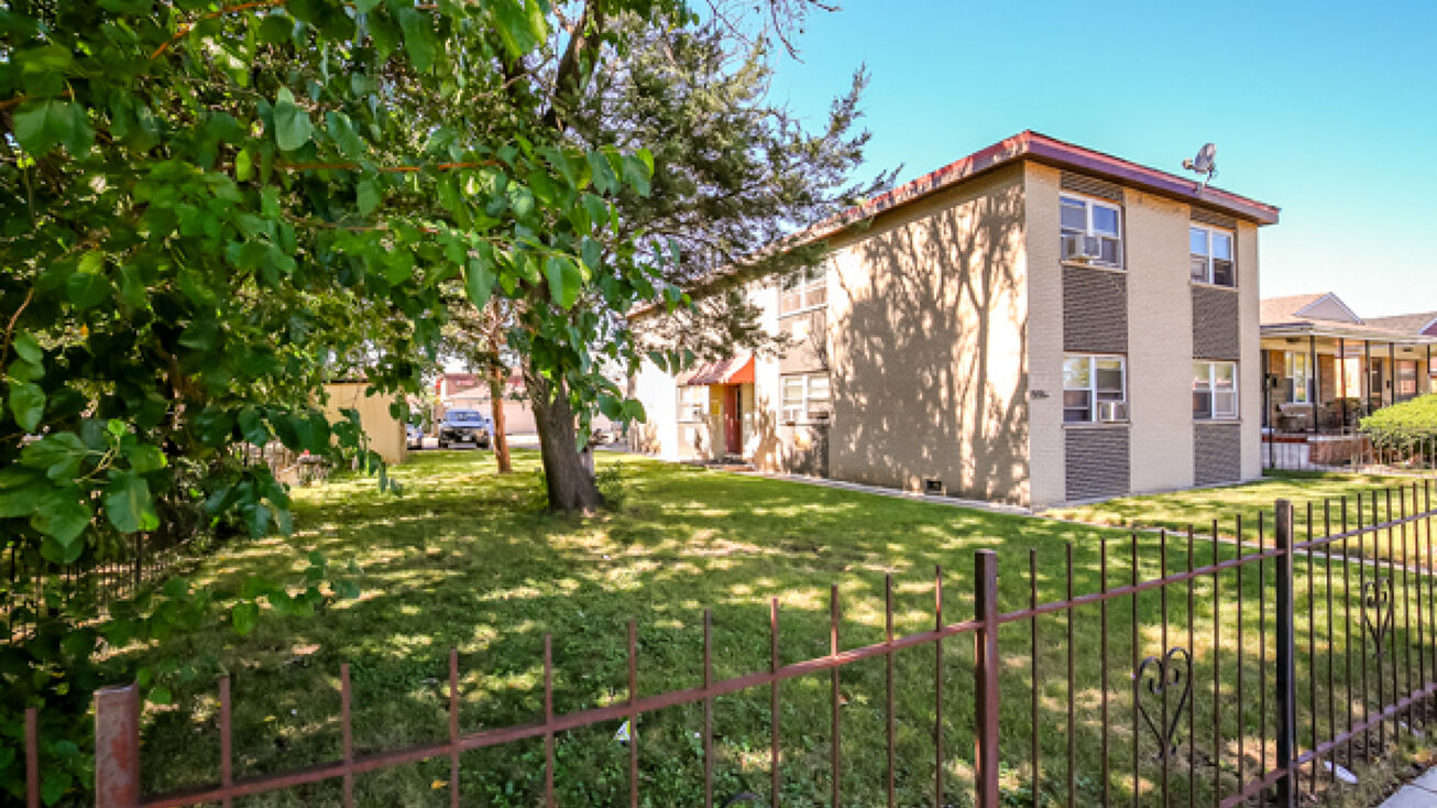 9152 S Halsted Street, Chicago, IL 60620 | Crexi.com