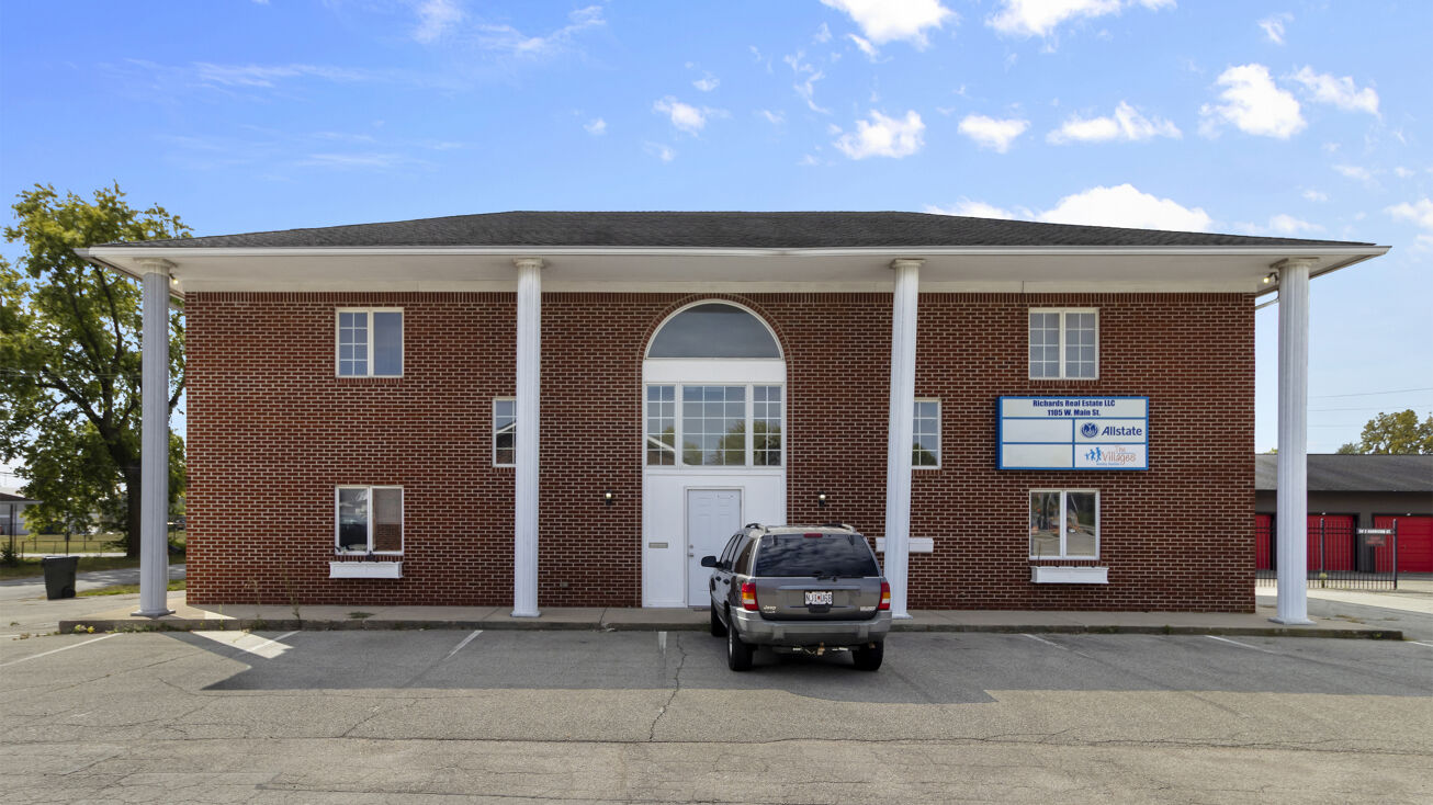 1105 West Main Street, Greenfield, IN 46140 | Crexi.com