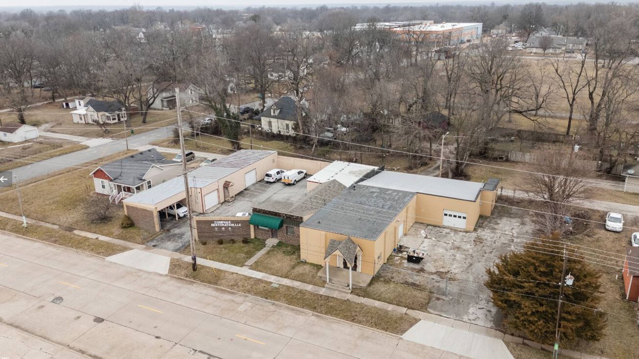 219 W Chase St, Springfield, MO 65803 | Crexi.com