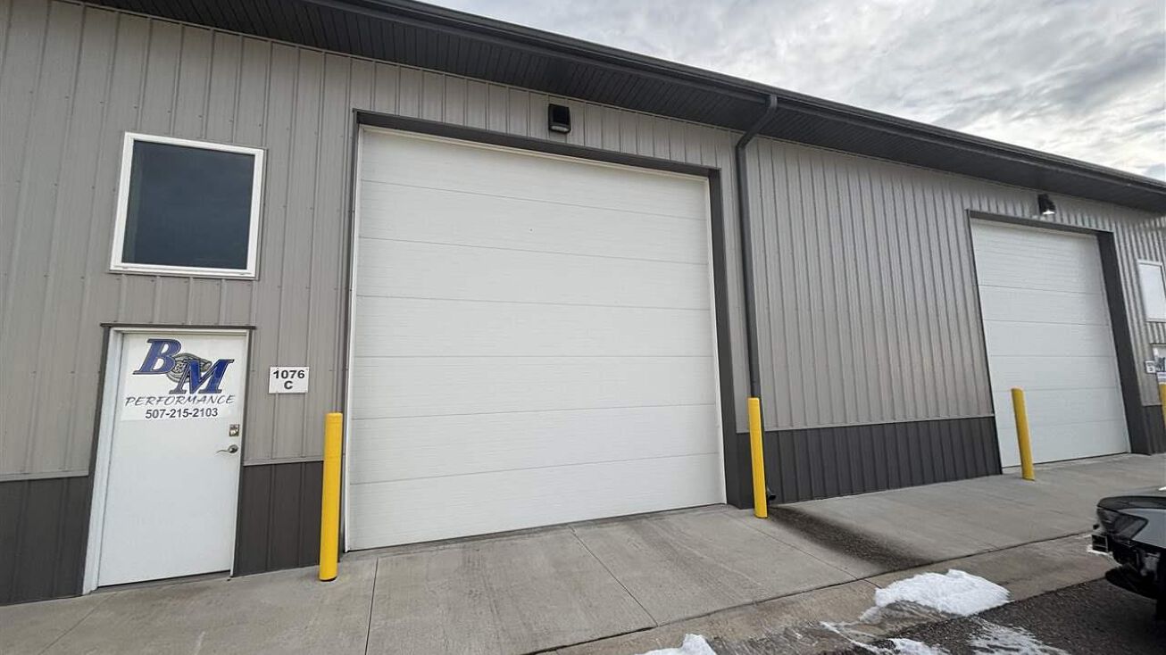 1076C S Victory Drive, Mankato, MN 56001 | Crexi.com