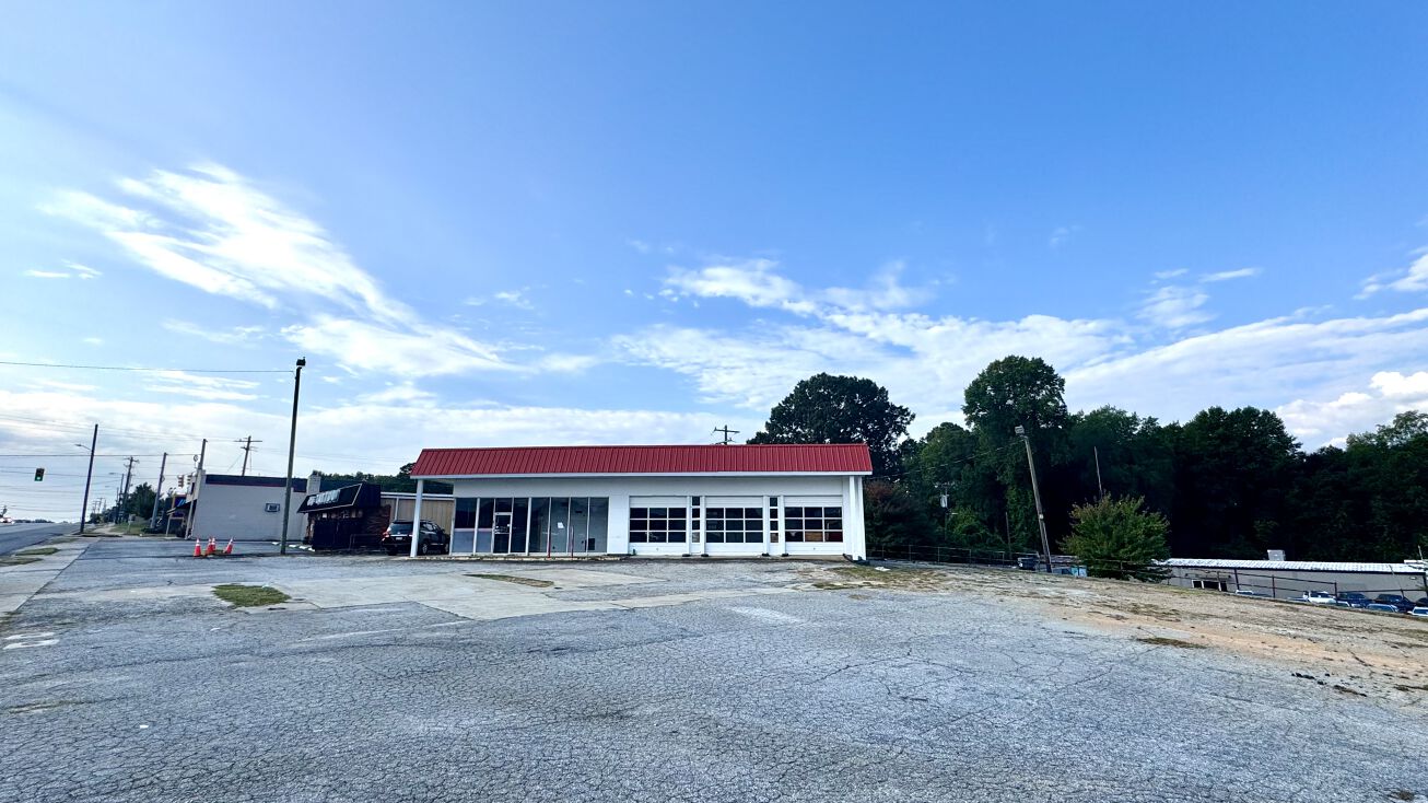 305 N Main Street, Mauldin, SC 29662 | Crexi.com