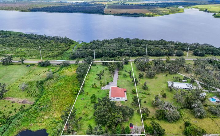 21750 E State Road 64, Bradenton, FL 34212 | Crexi.com