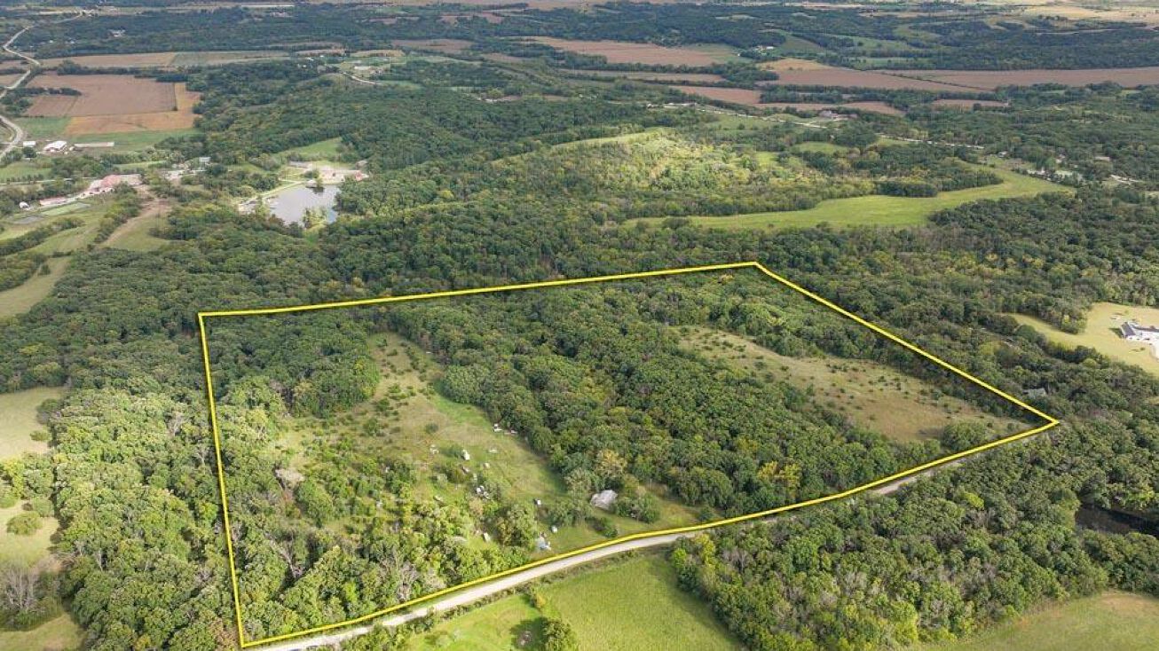 2560 Timber Ln., St. Charles, IA 50240 | Crexi.com