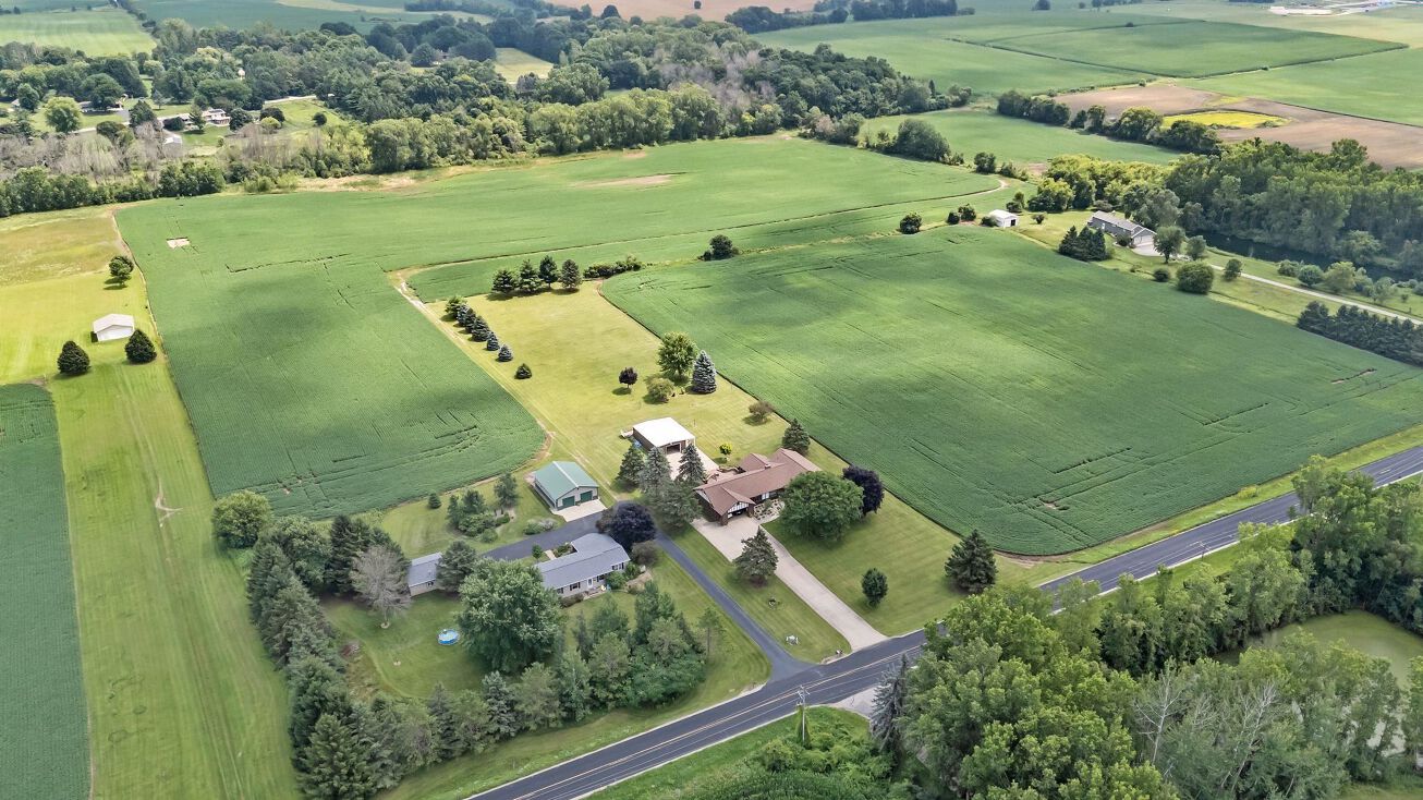 Julius Dr, Greenville, WI 54942 | Crexi.com