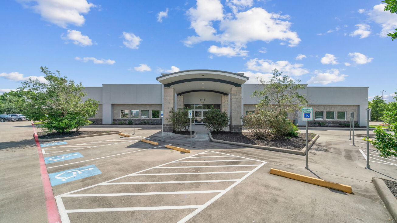 5413 Crenshaw Rd, Pasadena, TX 77505 | Crexi.com