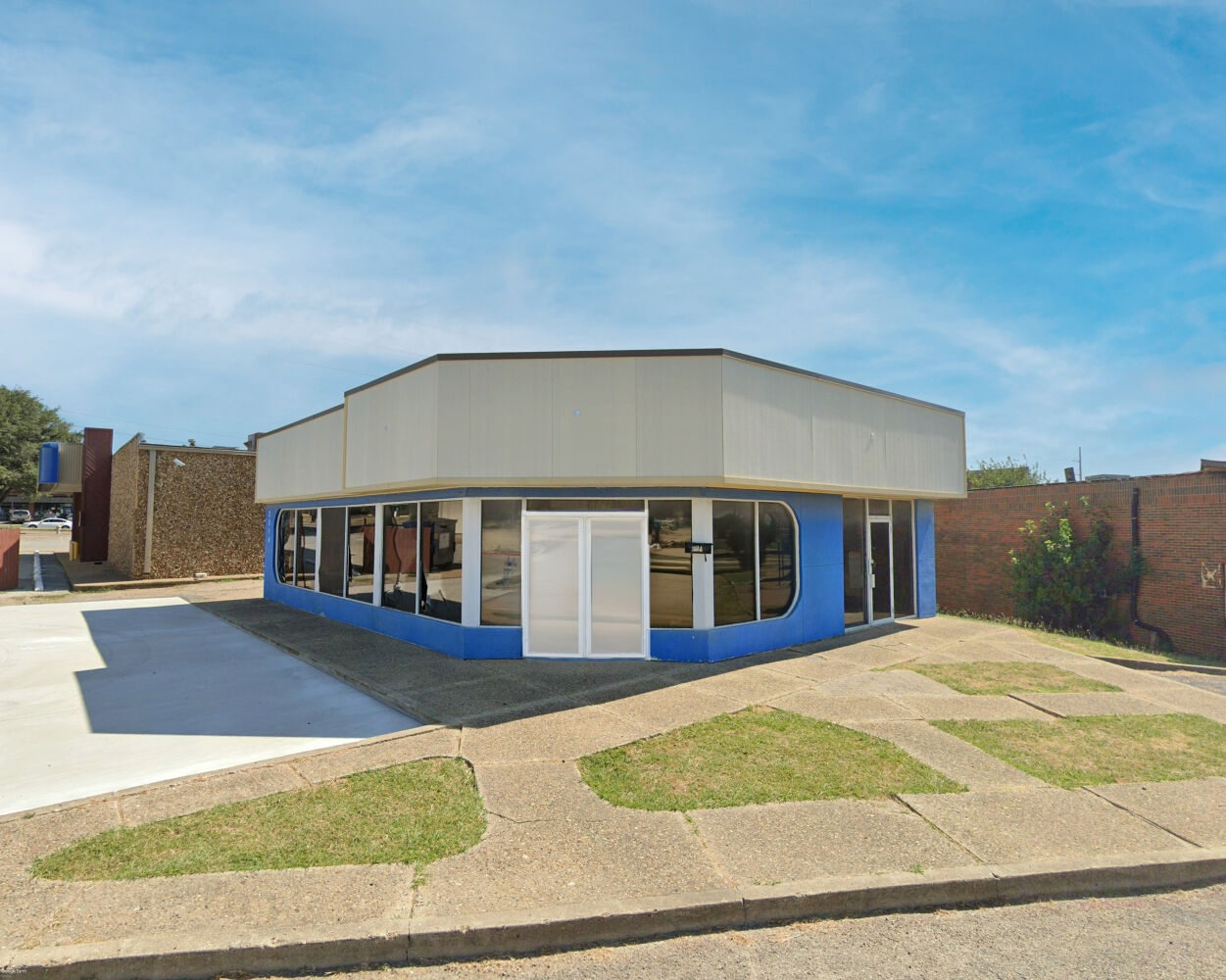 3314 W Camp Wisdom Rd, Dallas, TX 75237 | Crexi.com