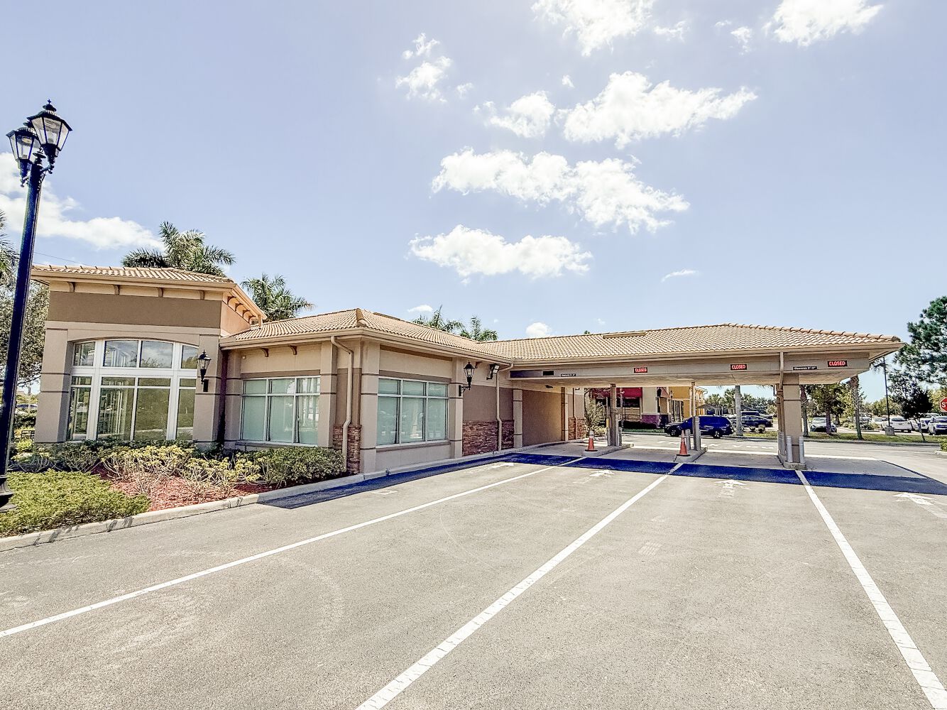 3501 VANDENBERG WAY Estero FL 33928-6601 APN: 094725E23500B00A0 | Crexi.com