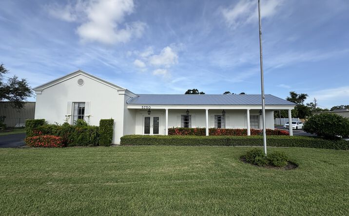 5750 Swift Rd, Sarasota, FL 34231 | Crexi.com