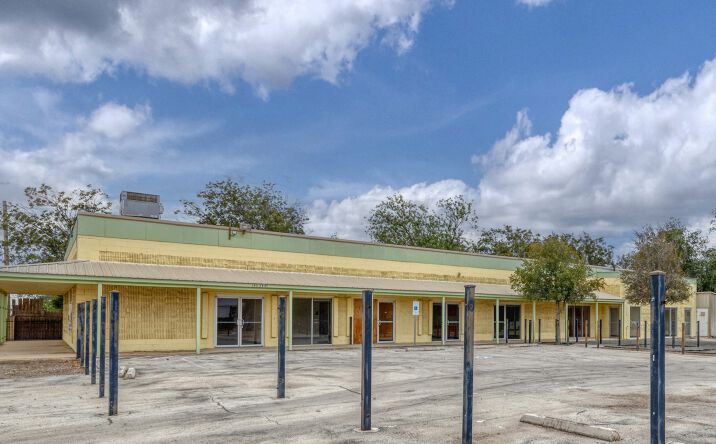 1402 N 1st Ave, Crystal City, TX 78839 | Crexi.com