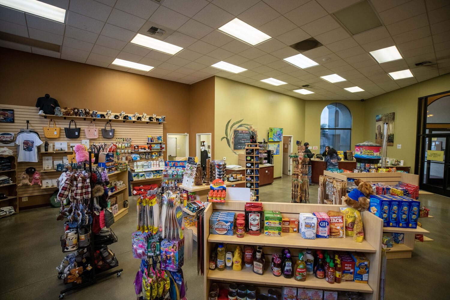 5025 Wible Rd, Bakersfield, CA 93313 | Crexi.com