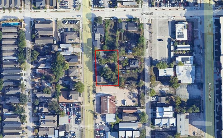 1211 N Durham Dr, Houston, TX 77008 | Crexi.com