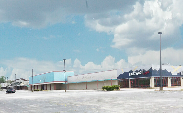 3180 N Woodford St, Decatur, IL 62526 - Retail Property for Sale - 3180 ...