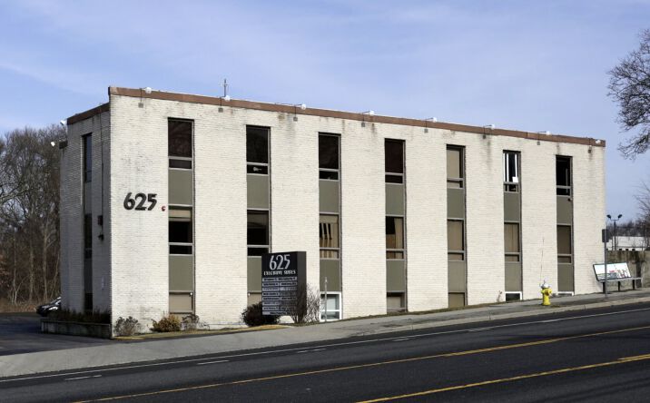 625 Middle Country Rd, Coram, NY 11727 | Crexi.com