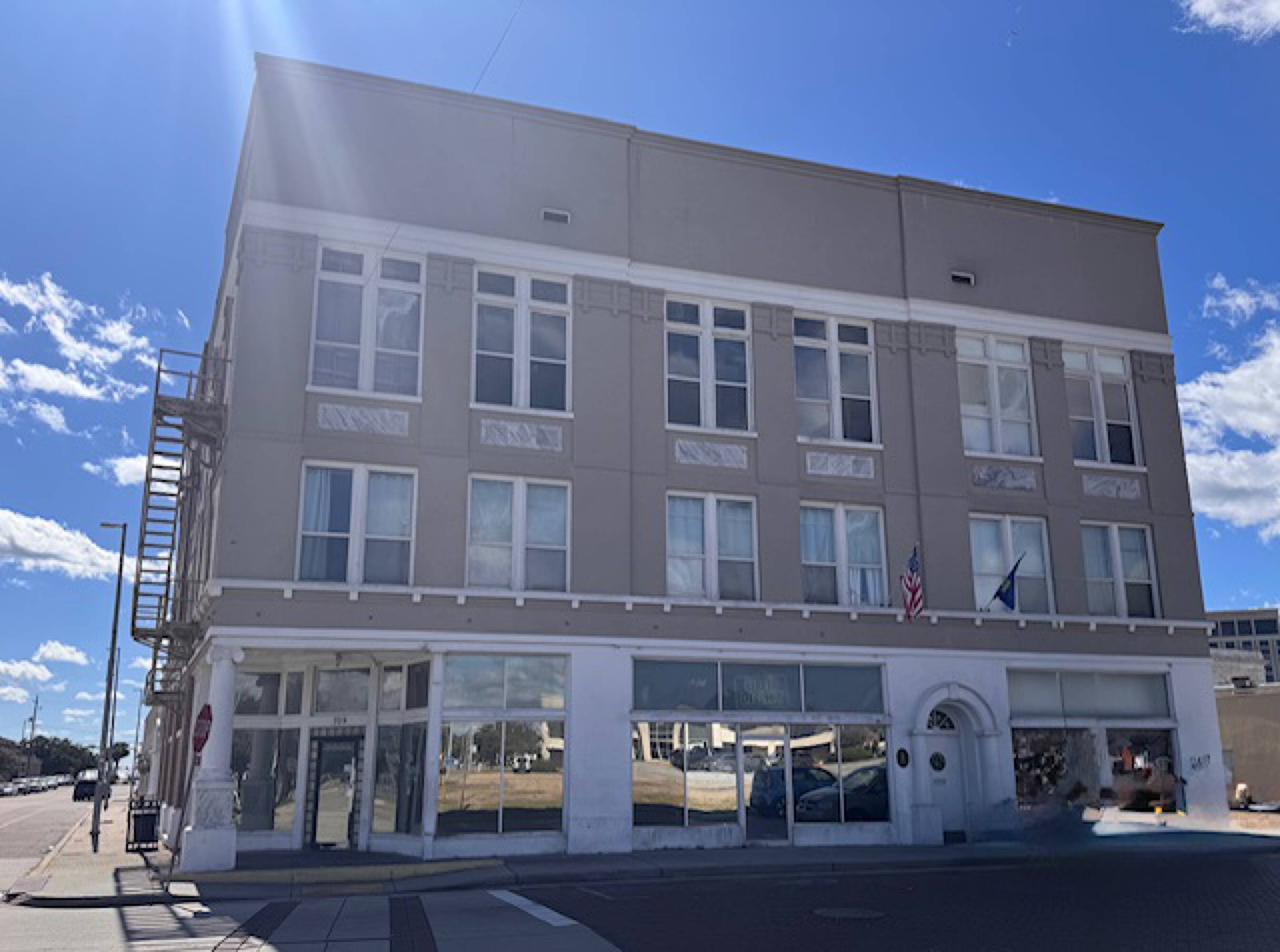 711 Howard Ave, Biloxi, MS 39530 | Crexi.com