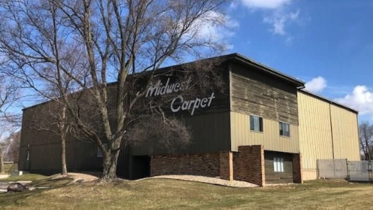 475 Burdette Drive SW, Cedar Rapids, IA 52404 | Crexi.com