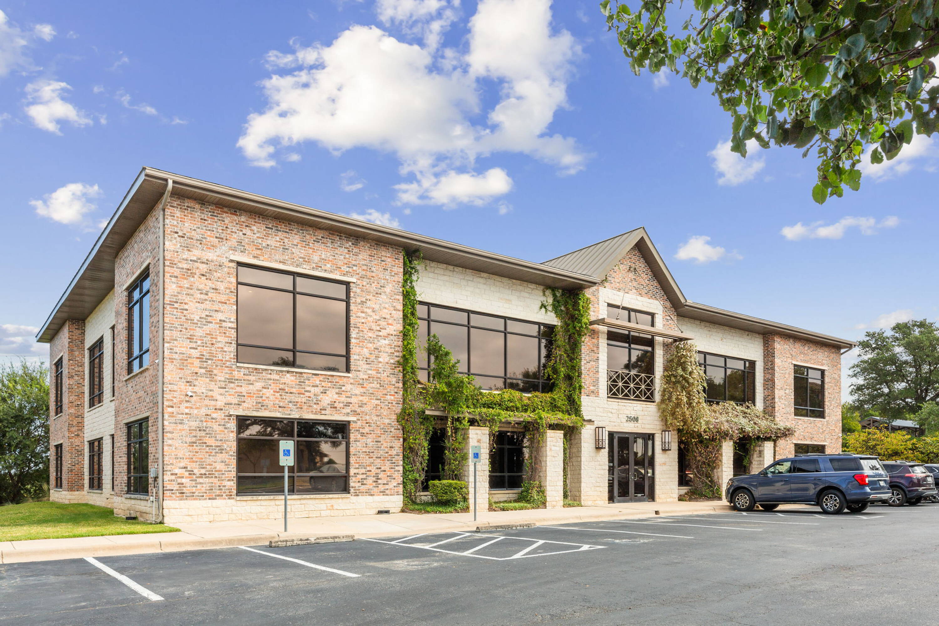 2508 Ashley Worth Blvd, Austin, TX 78738 | Crexi.com