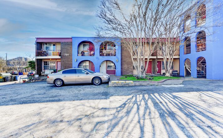 701 W N Loop Blvd, Austin, TX 78751 | Crexi.com