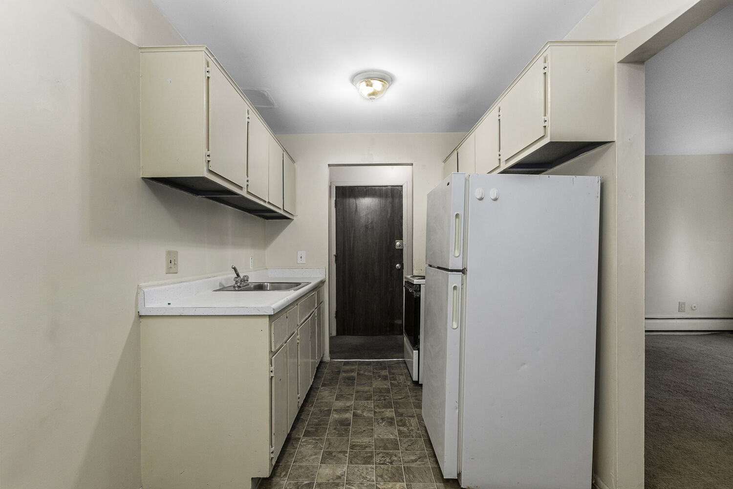 18637-18717 JAMES COUZENS FWY Detroit MI 48235-2586 APN: 22019662 ...