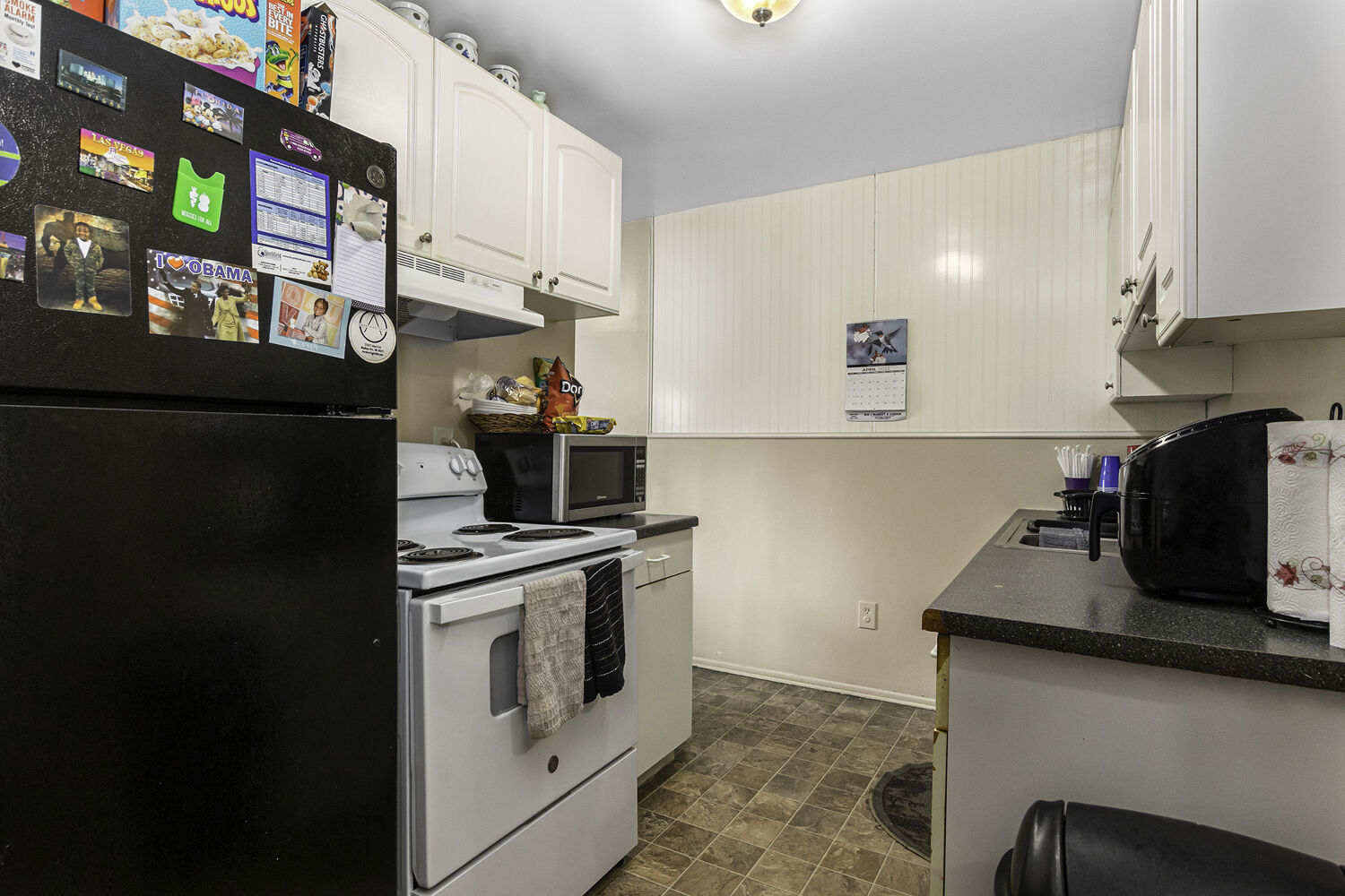 18637-18717 JAMES COUZENS FWY Detroit MI 48235-2586 APN: 22019662 ...