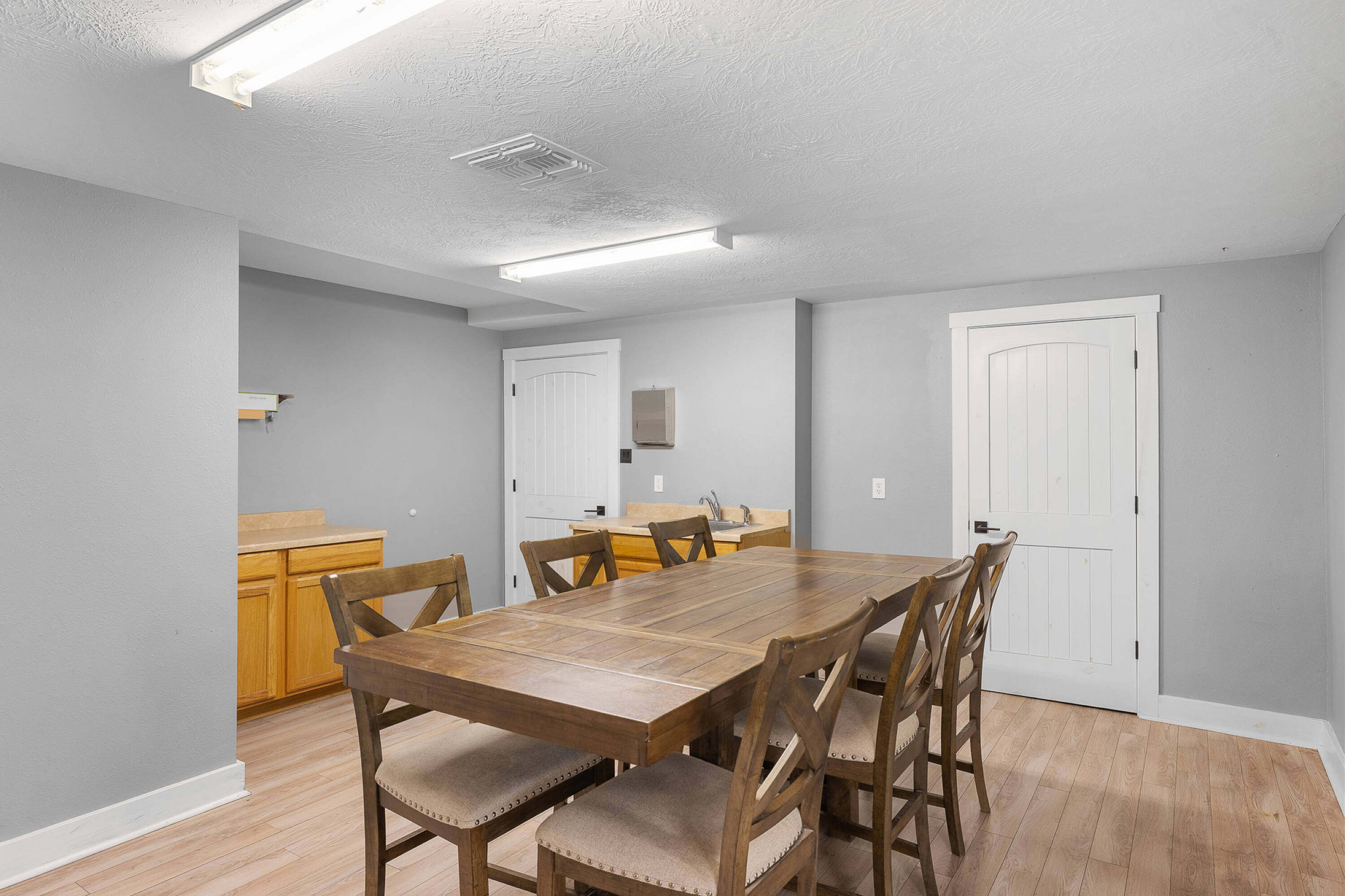 406 N Gray St, Caldwell, TX 77836 | Crexi.com