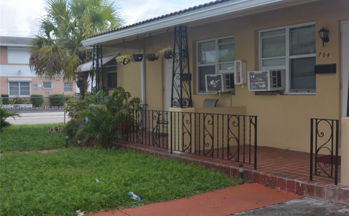 Nelly Vasquez - Positive Realty | Crexi