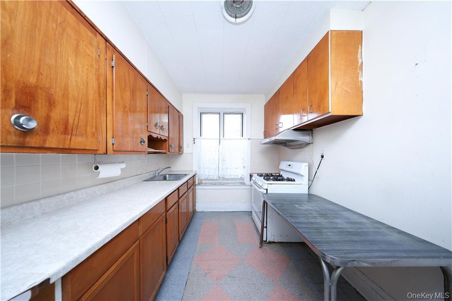 2176 E 13th Street, New York, NY 11229 | Crexi.com