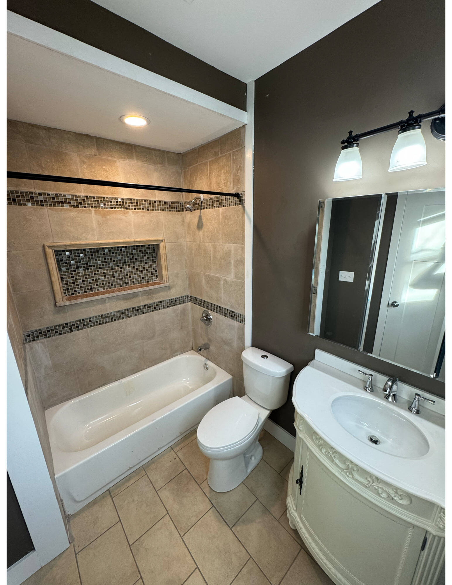 3710 E Washington St, Indianapolis, IN 46201 | Crexi.com