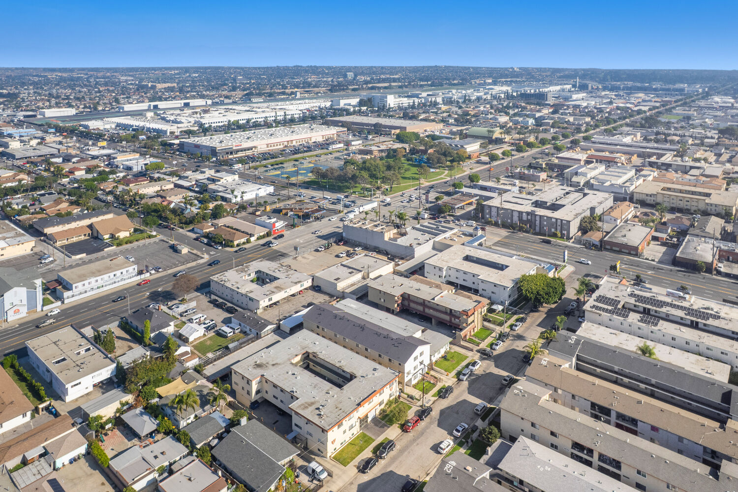4055 W 129th St, Hawthorne, CA 90250 | Crexi.com