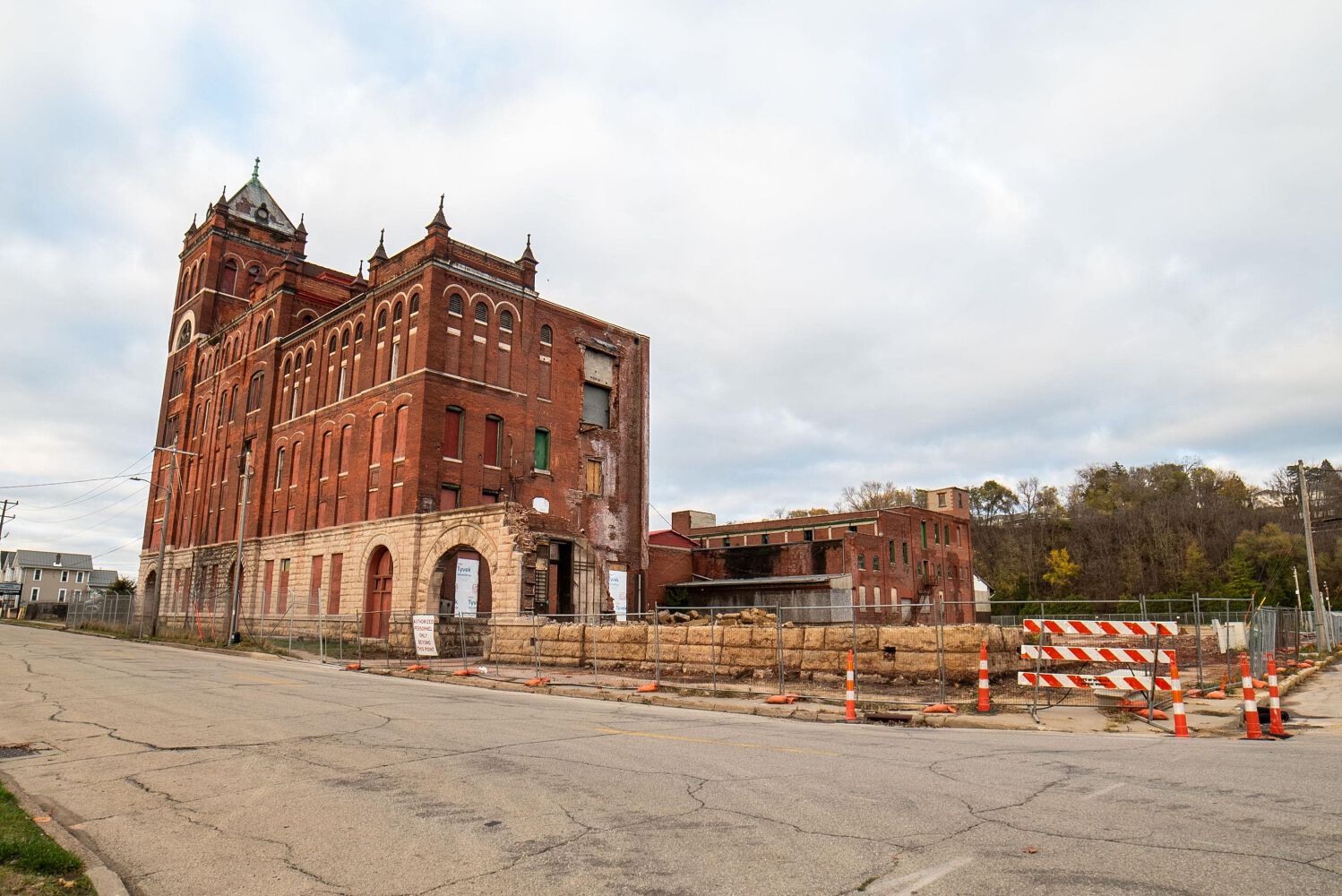 3040 Jackson Street #3000 & 3040 Jackson Stre, Dubuque, IA 52001 ...