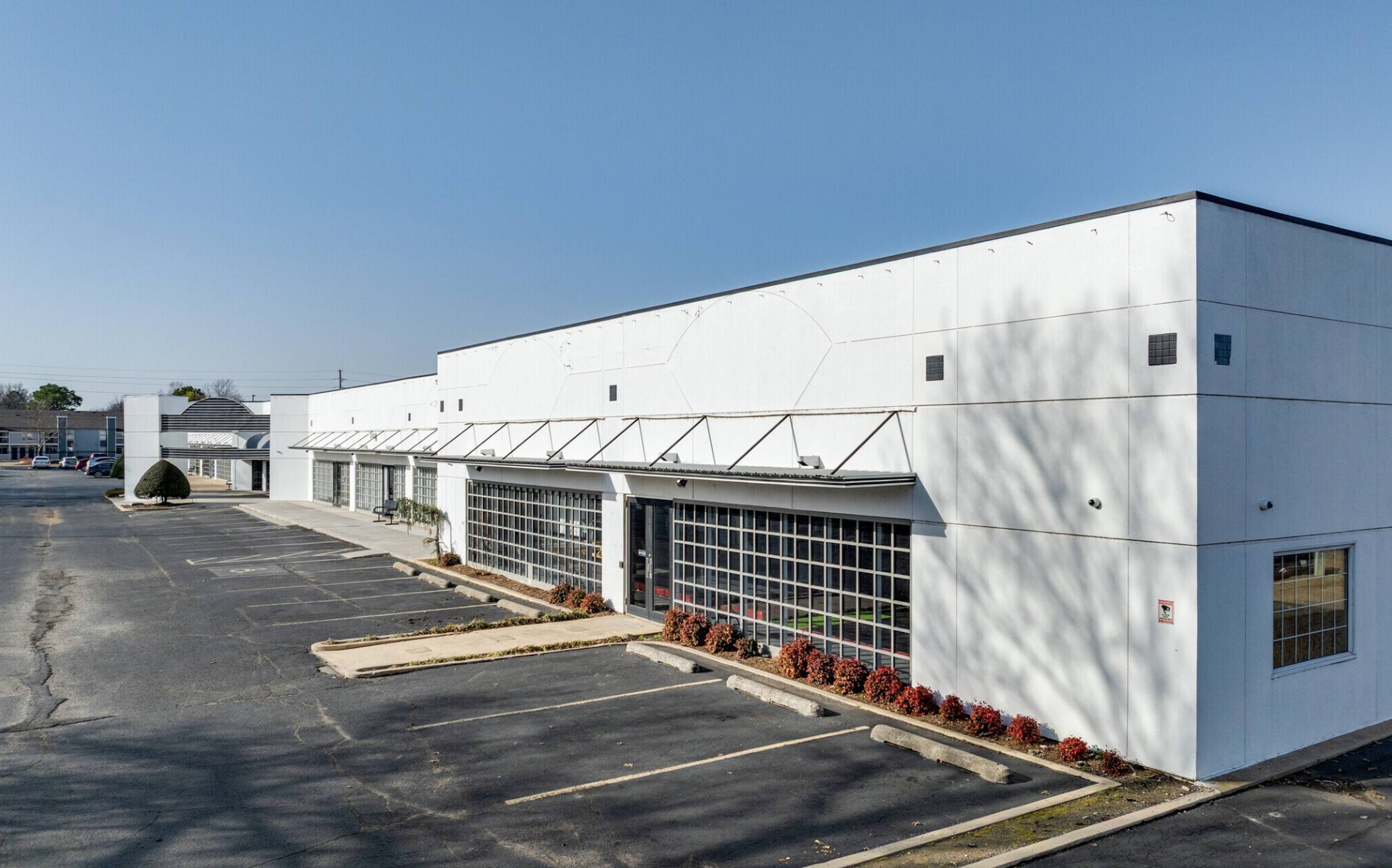 1671 E 71st St, Tulsa, OK 74136 | Crexi.com