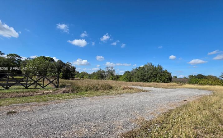 380 N Jinete ST, Clewiston, FL 33440 | Crexi.com