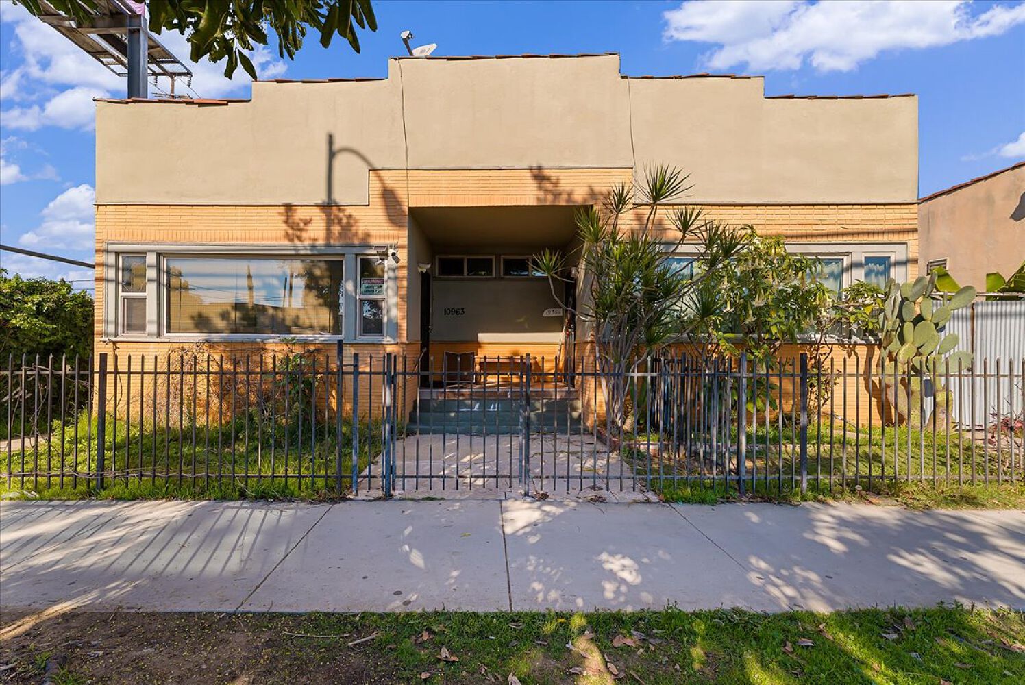 10961 Venice Blvd., Los Angeles, CA 90034 | Crexi.com