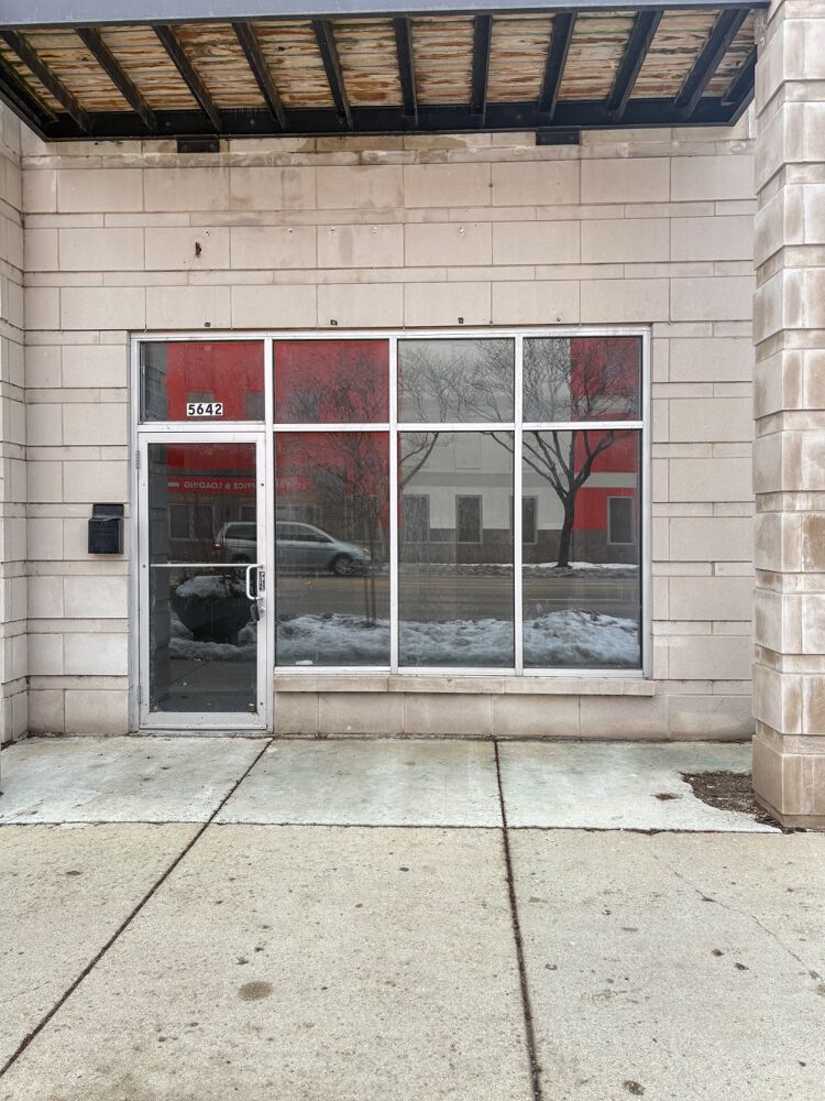 5642 N Broadway, Chicago, IL 60660 | Crexi.com